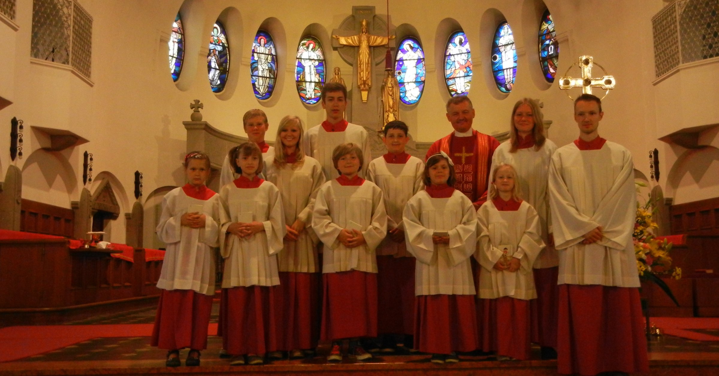 Fünf neue Ministranten eingeführt